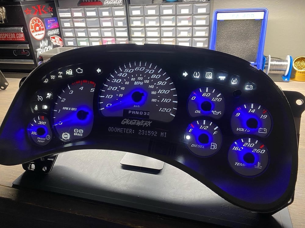2003-2007 Classic GM Custom Cluster - Complete | GaugeWerx