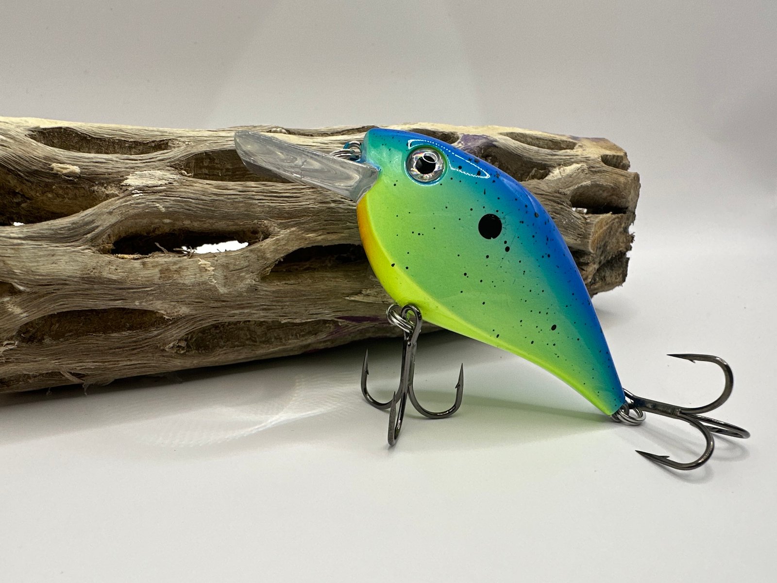 Blue/Chartreuse Crank Bait | Frog Guru Baits