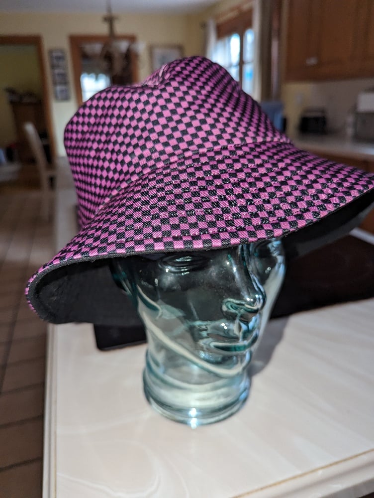 Missing Textures Bucket Hat | JohnWowCool